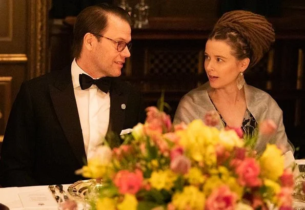 The King and the Queen of Sweden hosted a gala dinner for members of ...