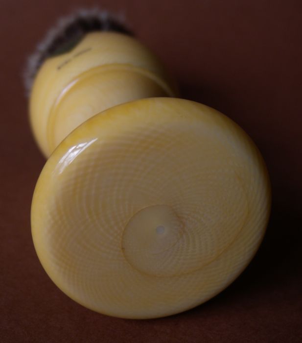 Fido's Shaving Blog: Kent real ivory