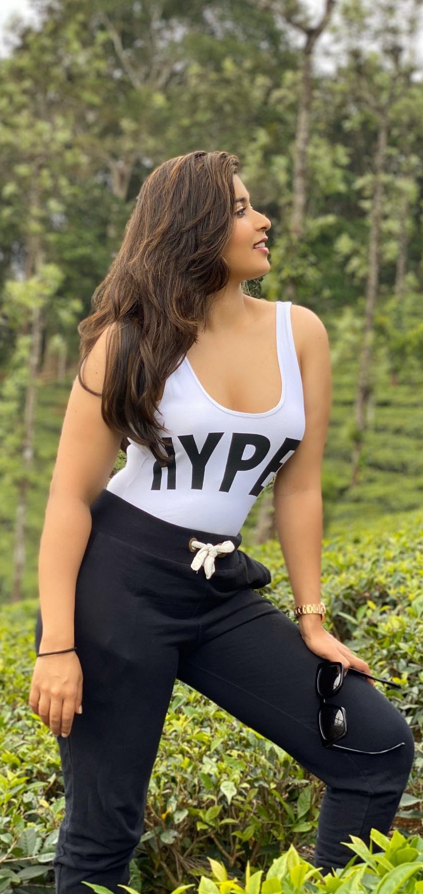 Stunning photos of Nikitha Sharma - Filmy19