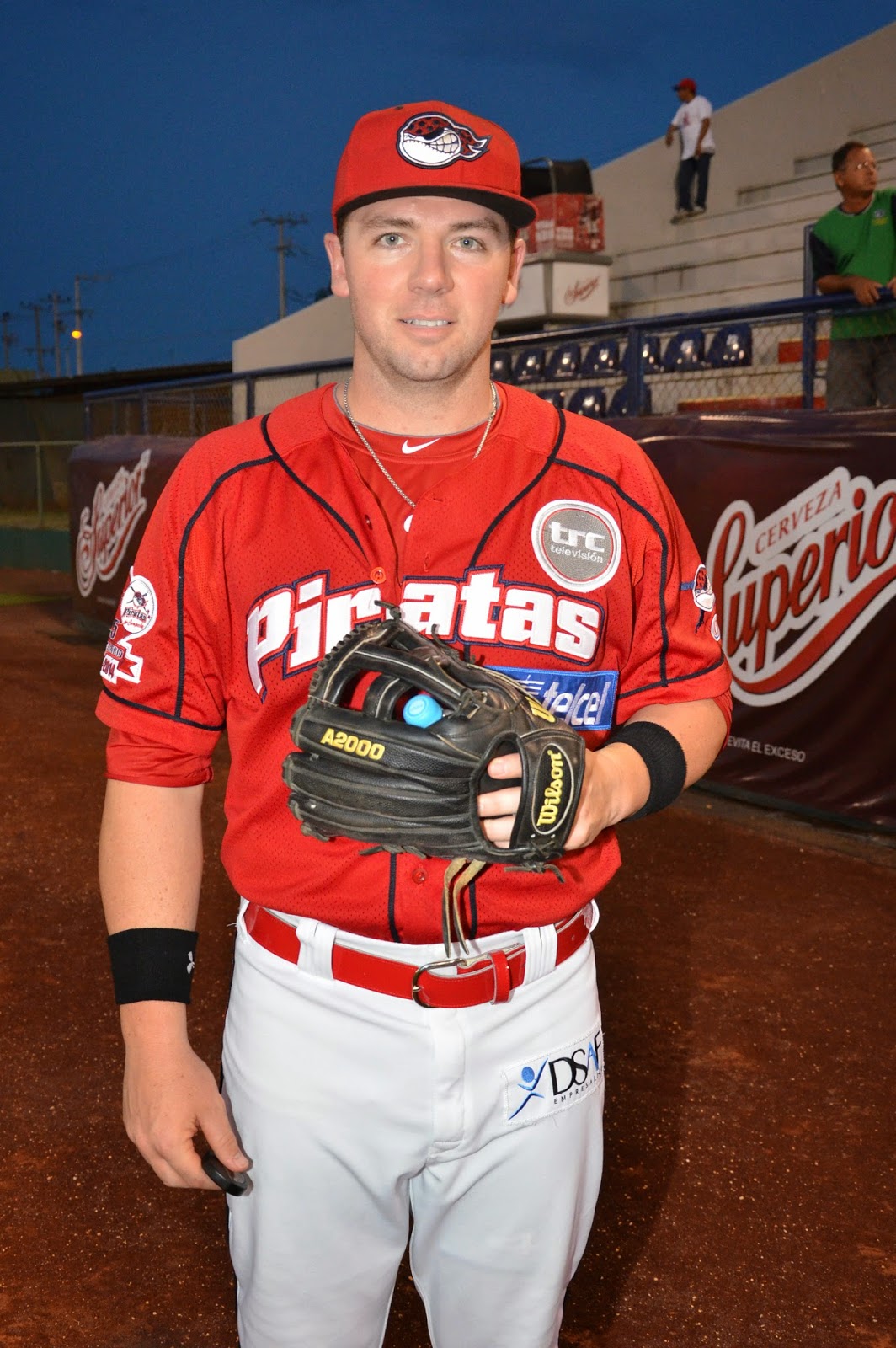 BEISBOL CAMPECHANO: * RETORNA JOSH FIELDS