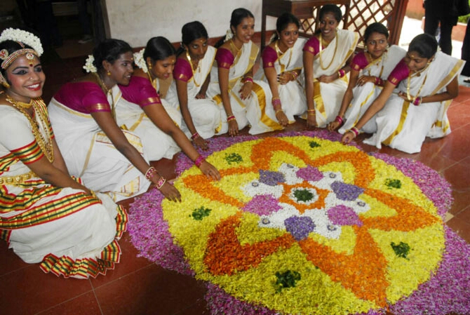 Onam wishes and Greetings - Internet Tips & Tricks