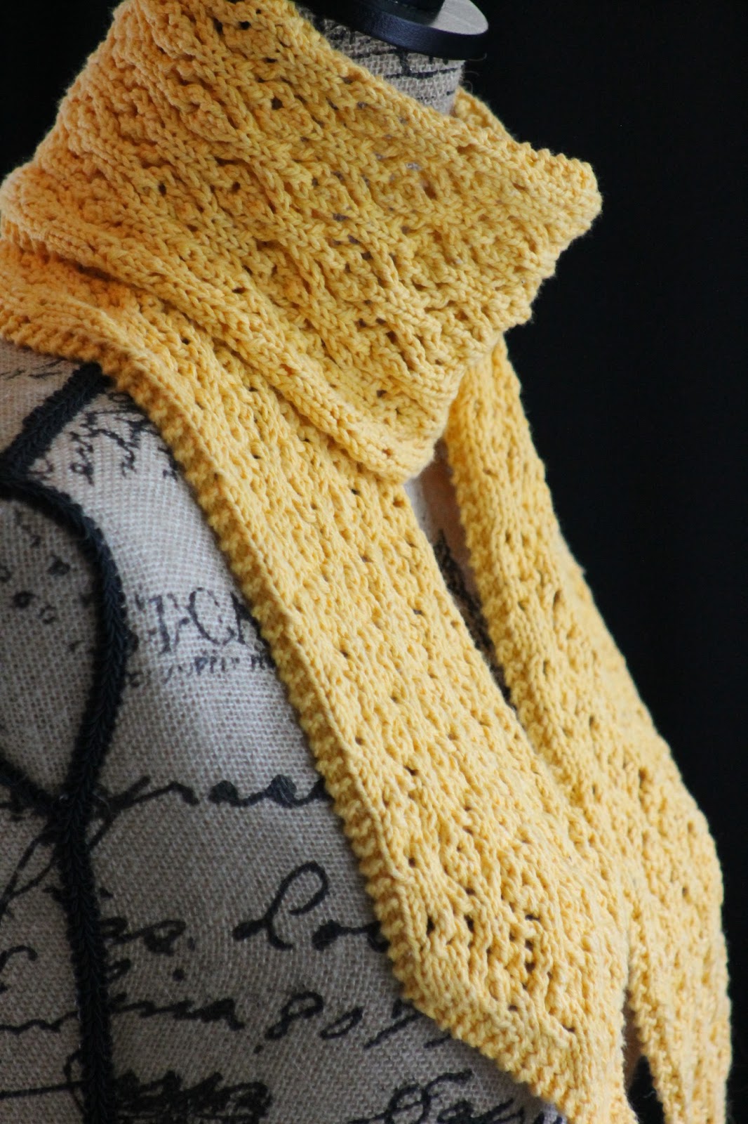 Balls to the Walls Knits: Floral Mesh Scarf