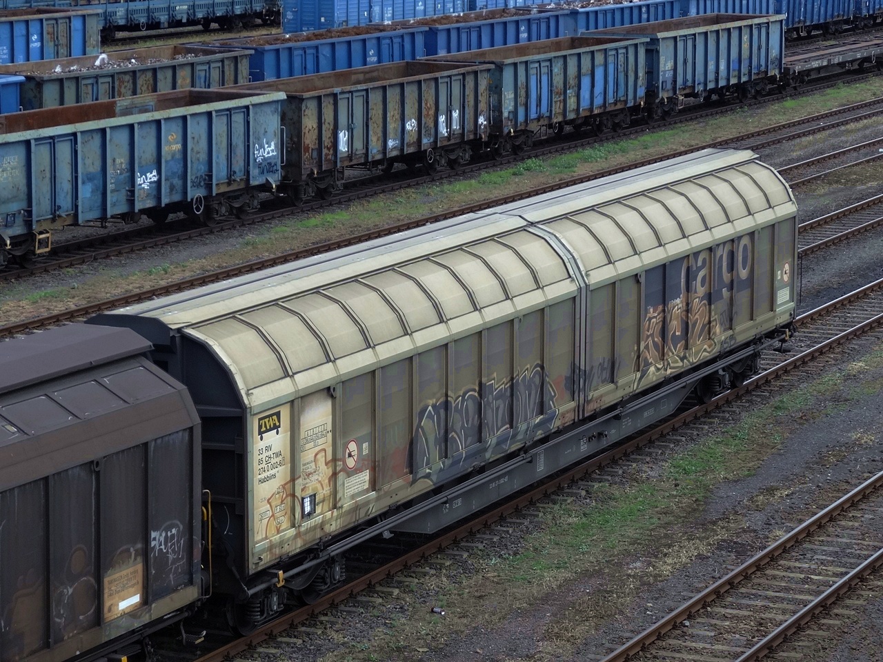 Habbins + Hbikklls + Sggrss na stacji towarowej Warszawa Praga | Torowy