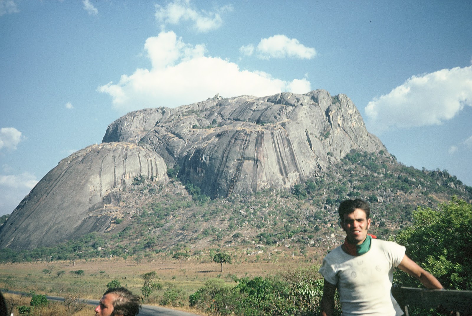 MAVINGA - ANGOLA 2ª. Compª. Bat. Caç. 5012