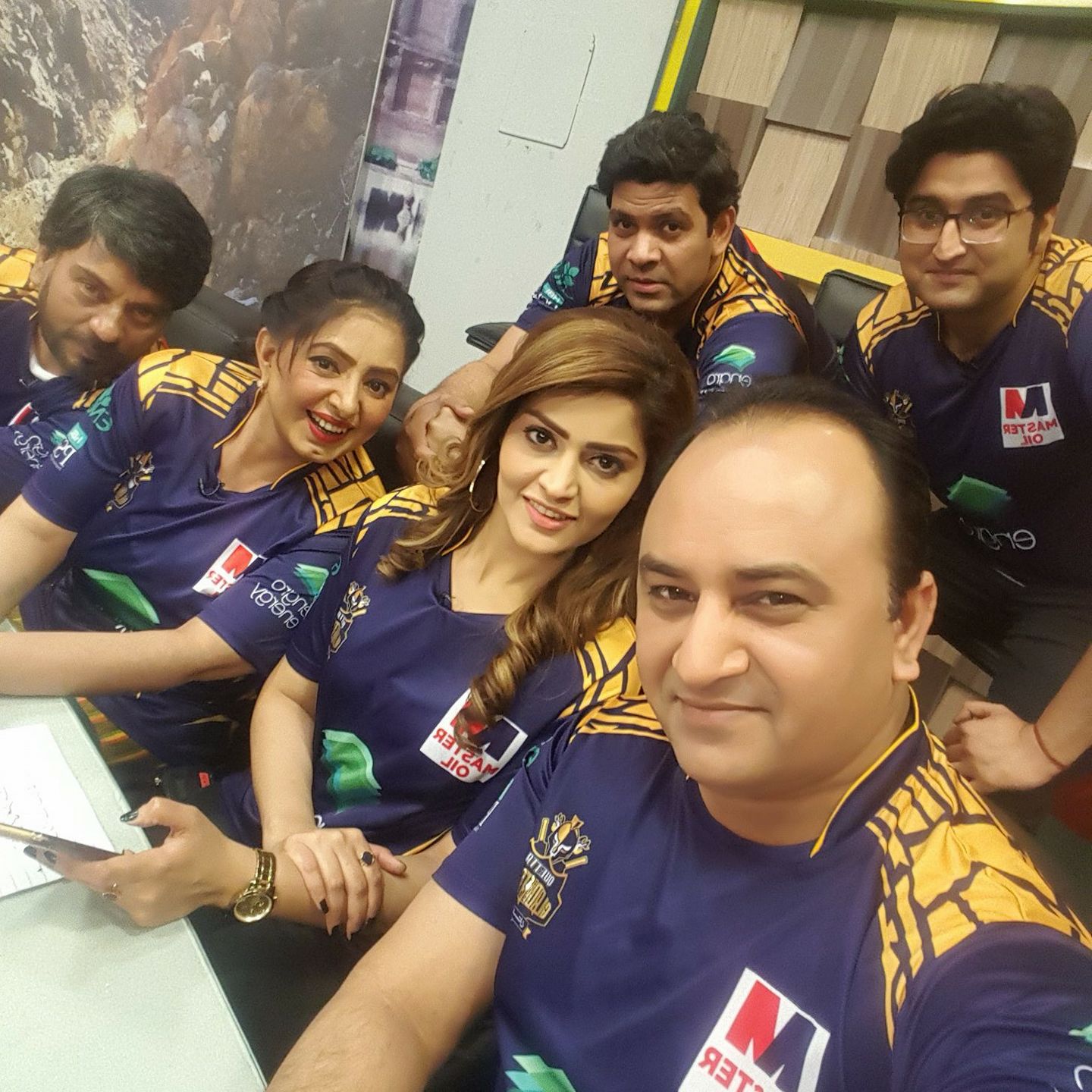 Honey Albela Wikipedia | Honey Albela Salary, Age, Family