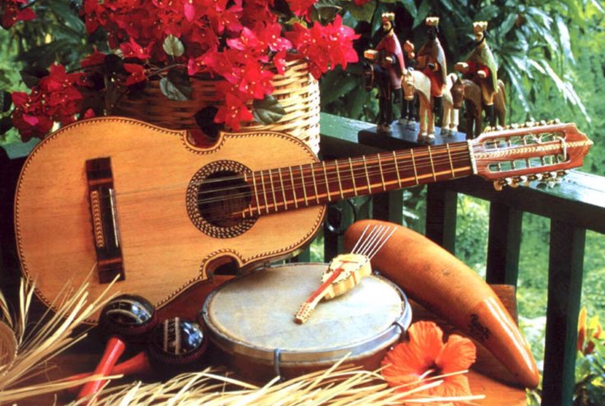 Los Instrumentos Latinoamericanos Cuatro Puertorrique o los-instrumentos-latinoamericanos-cuatro-puertorrique-o