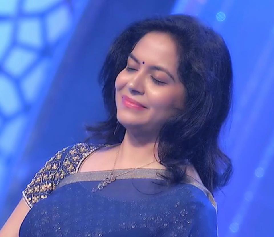 Singer Sunitha Upadrashta Photos