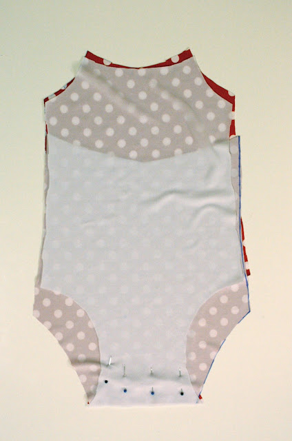 Zaaberry: Girl's Swimsuit Tutorial