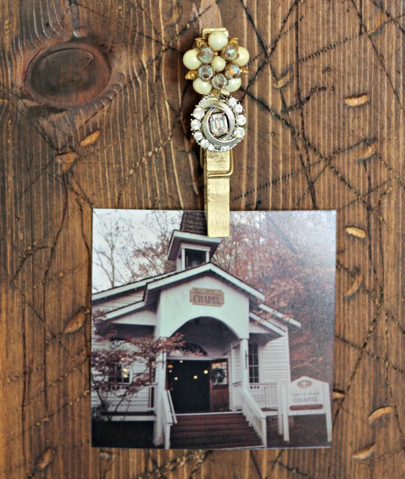 DIY Instagram Display Board - Infarrantly Creative