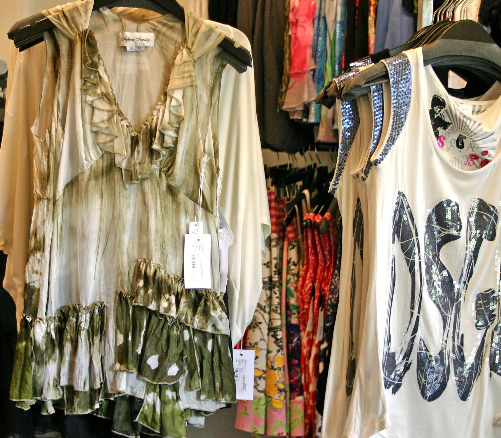 Chasing Santa Fe: GOLER DRESS - DEBUTS AT GOLER SHOES