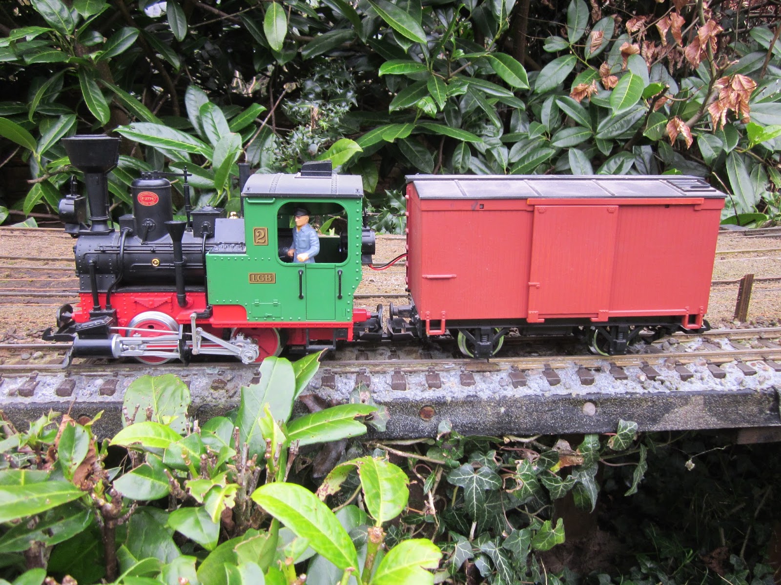 Peckforton Light Railway: How I converted an LGB Stainz loco to battery ...