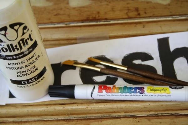 The Polka Dot Closet: How To Hand Paint A Sign