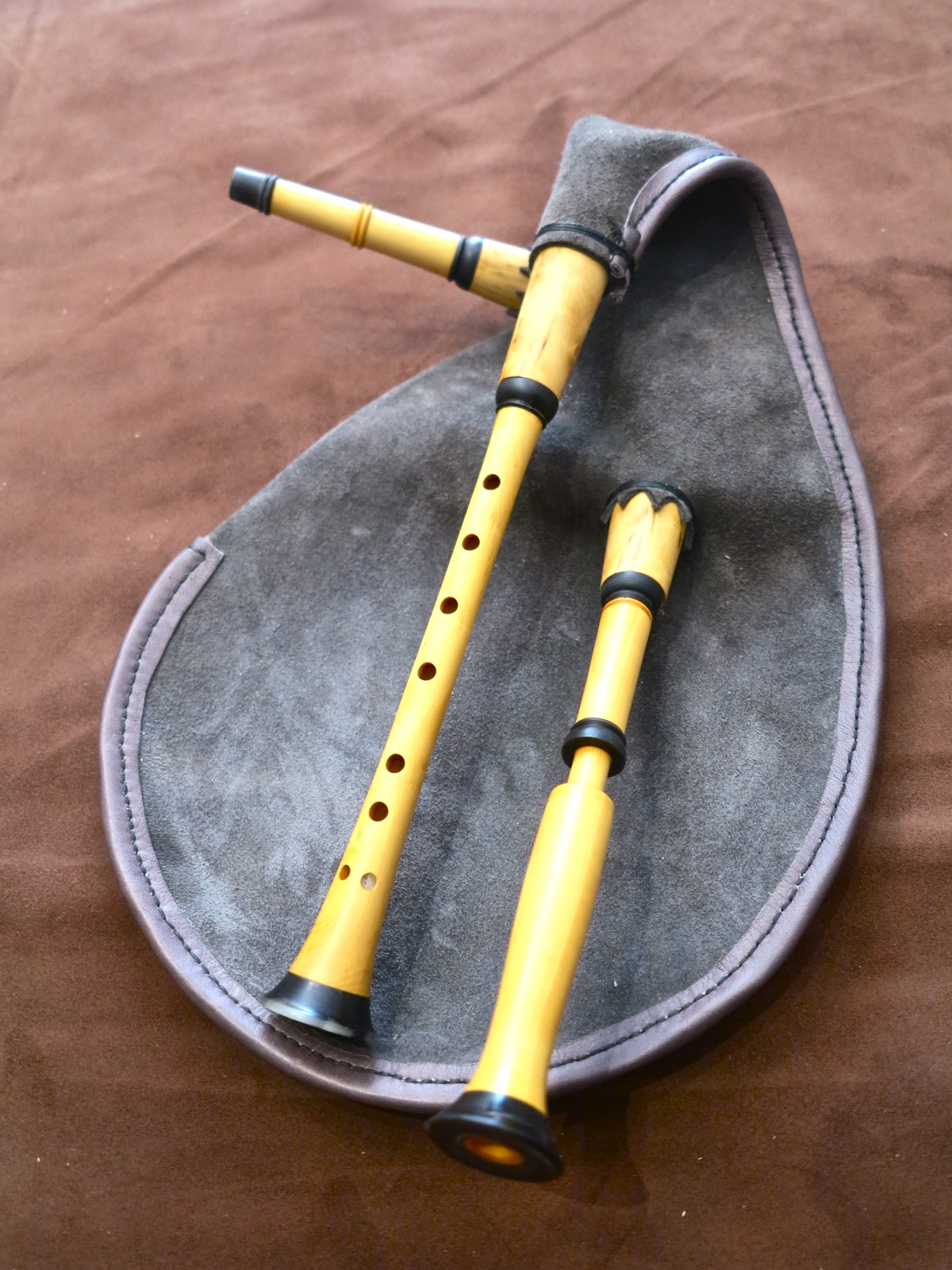 Lutherie Gabriel Desbiolles: Cornemuses médiévales