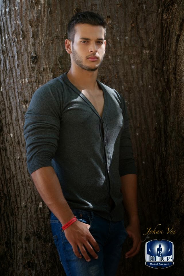 Man Central: Bruno Rocha: In Casual Wear