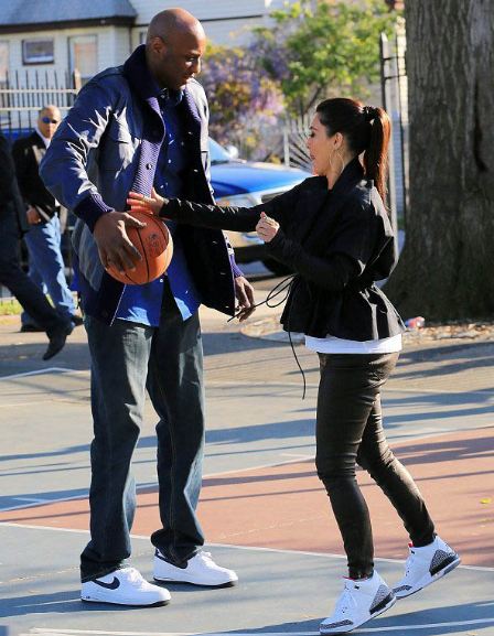 Hot Chicks in Sneakers Pictures Thread - Page 4