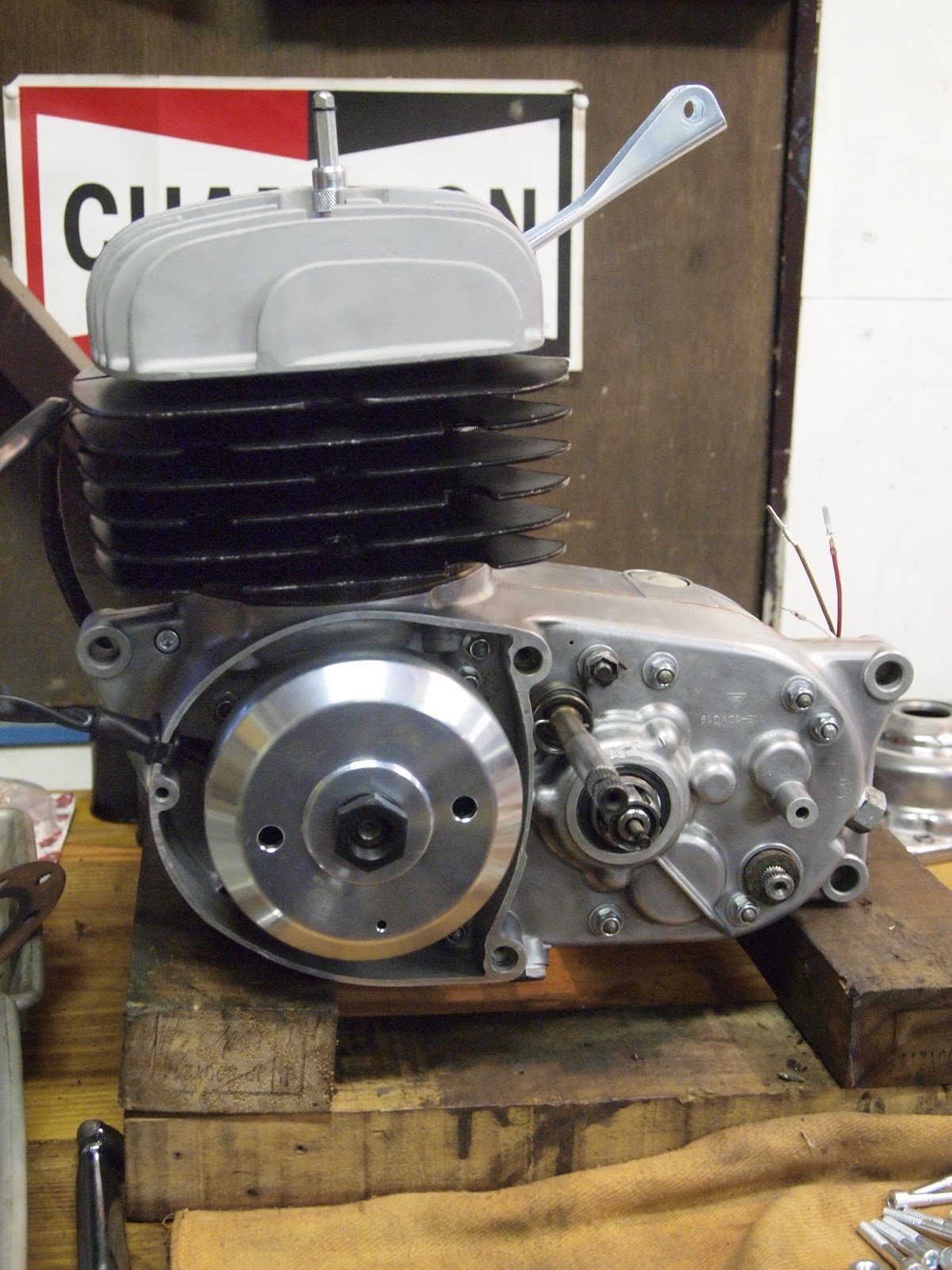RePLAY MOTO SERVICE BLOG: Bultaco engine