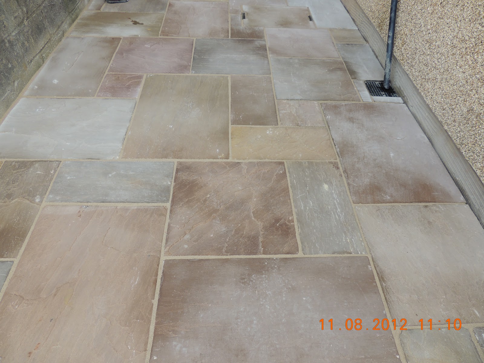 CWM LLYNFI BRICKLAYING : AUTUMN BROWN NATURAL PAVING