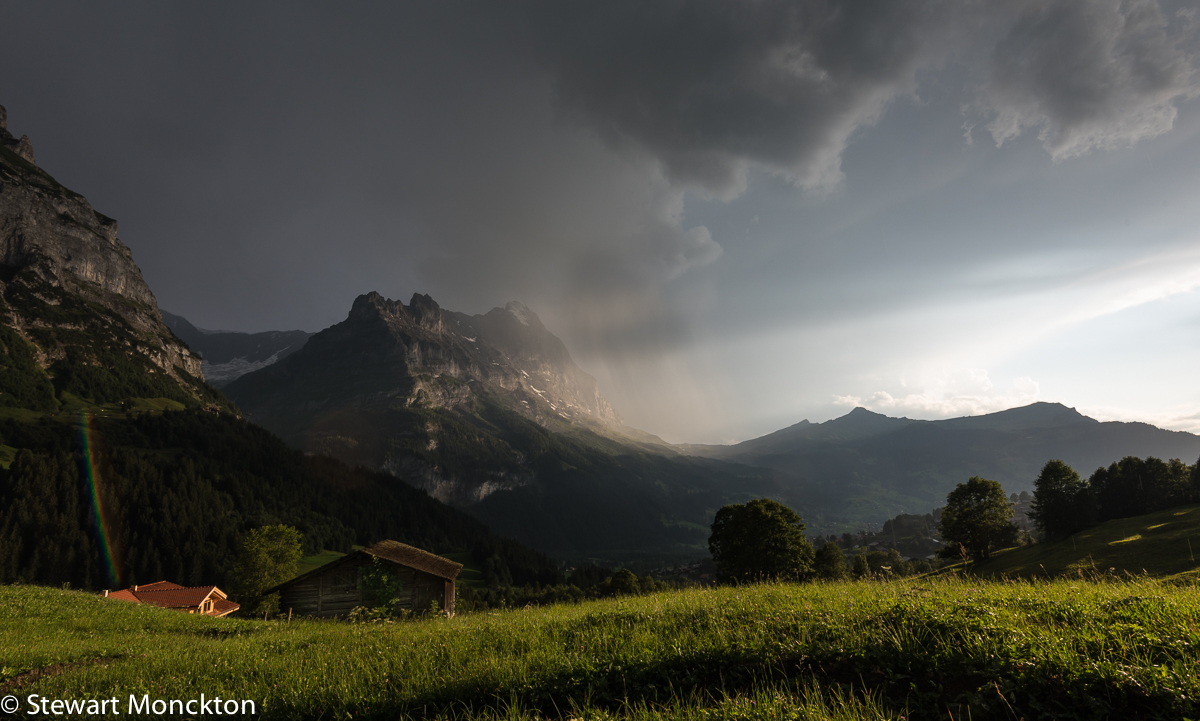 Paying Ready Attention - Photo Gallery: Eiger Light 2