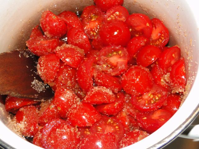 Koken en zo. Echt koken.: Tomaten-jam, roti, kruiden