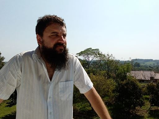 Entrevista com Maygon André Molinari, autor do livro “Do grito de ...