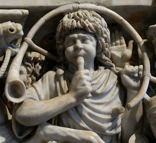 Roman Times: Signal musicians in the Roman Legions