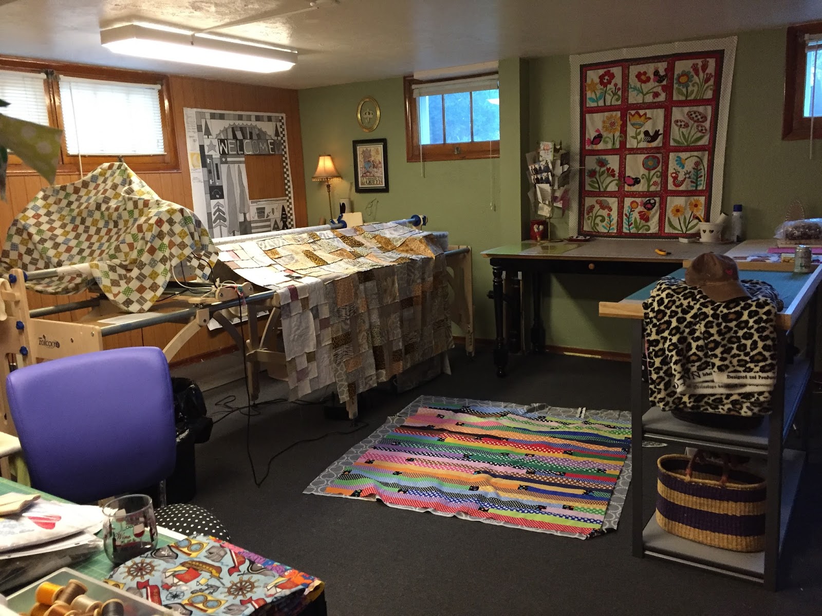 Val's Quilting Studio: Studio Reorganized & One Tip