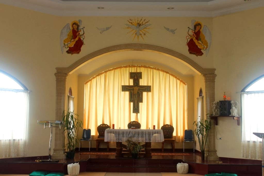 Fotografi Gereja Katolik di Indonesia: Kapel Kabar Sukacita, Biara ...