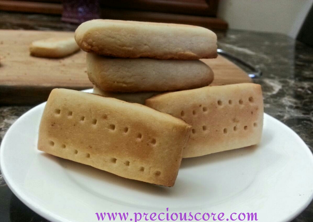 HOMEMADE SHORTBREAD COOKIES! | Precious Core