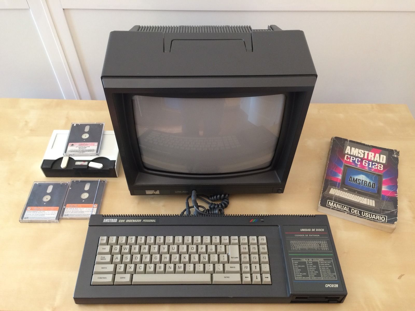 Retro Treasures: An Amstrad CPC 6128 from Spain
