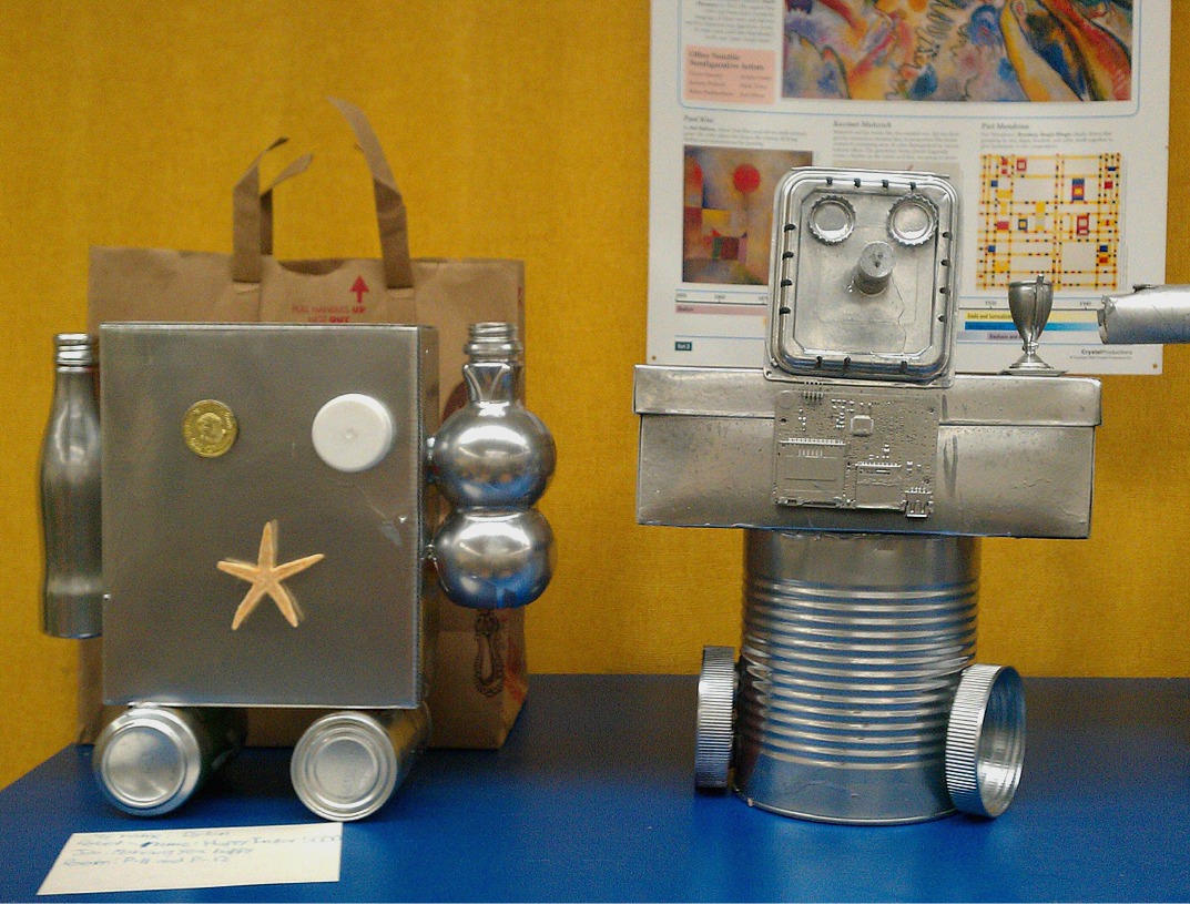 The David Lubin Art Studio: Recycle Robots