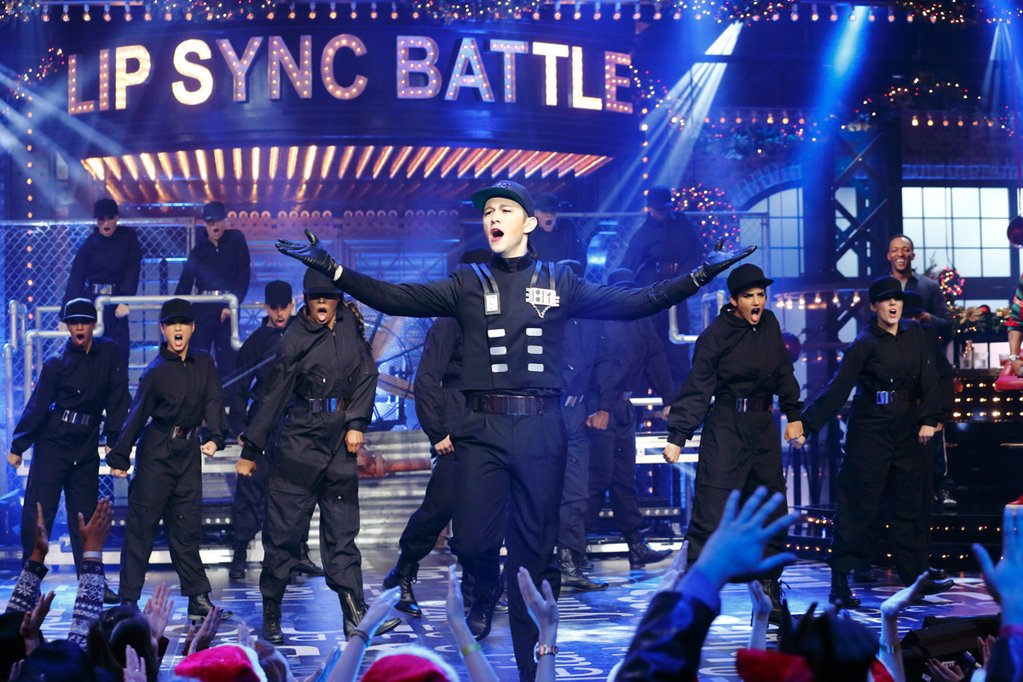 Joseph Gordon-Levitt Italia: Joseph in versione Janet Jackson al Lip ...