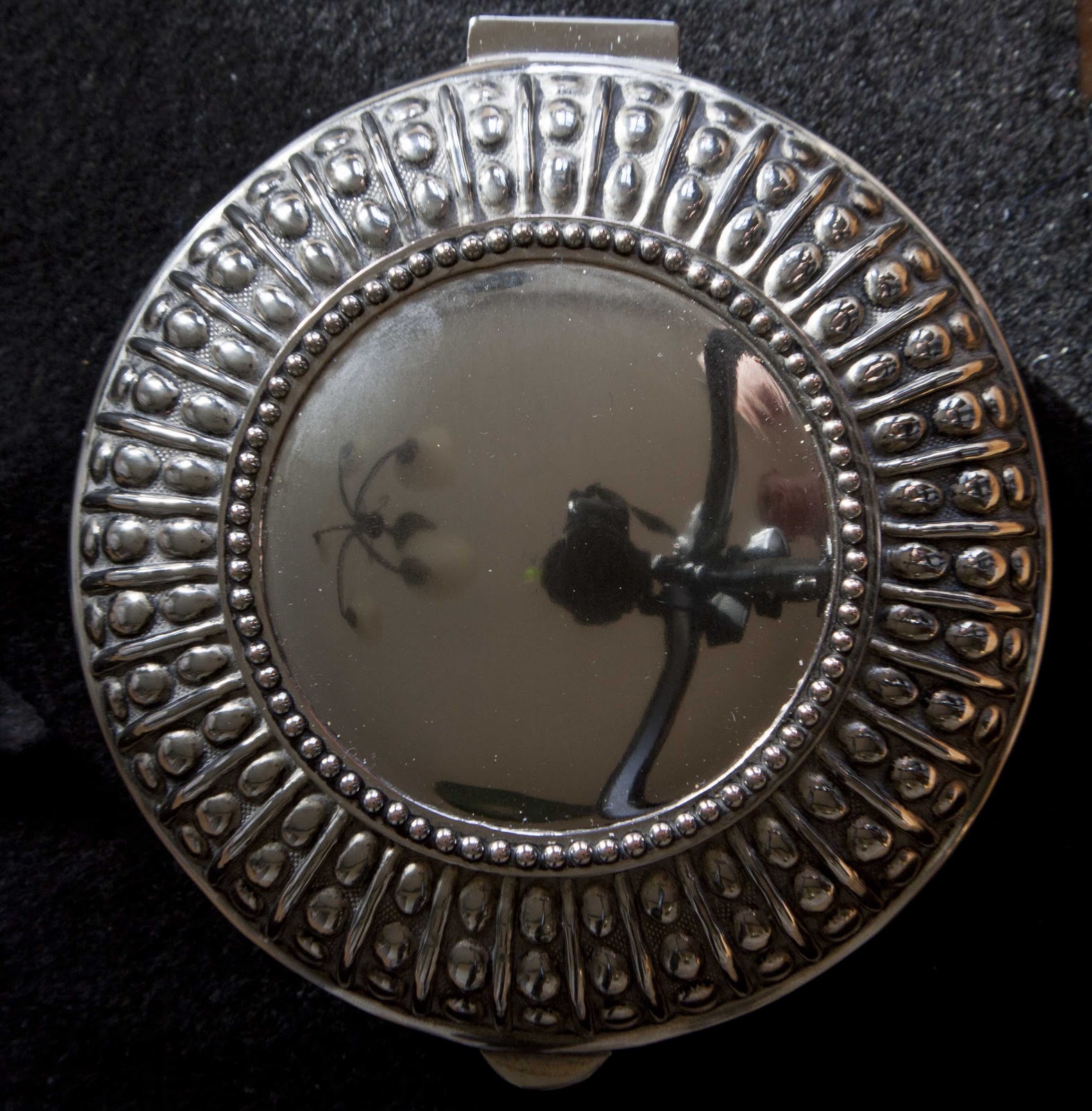 The Art of Photography: Shiny surfaces