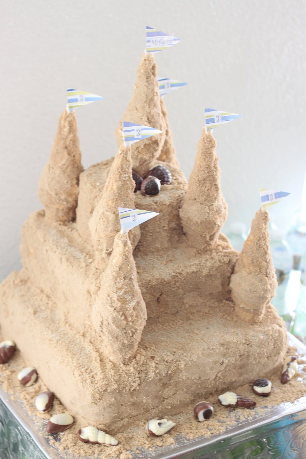 Jesicakes: Sand Castle Cake!