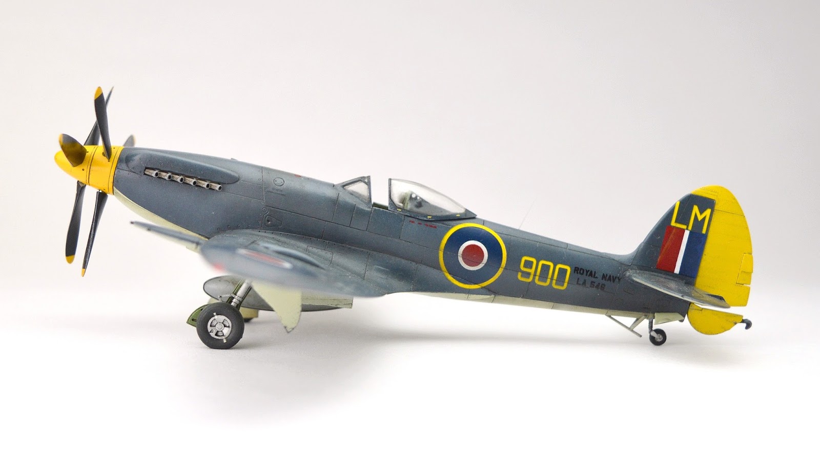 1/72 Seafire F.Mk.46 - finished model