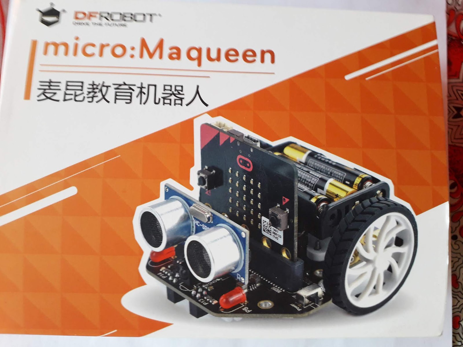 雲林SONG: 麥昆智能小車試玩 (Meet Maqueen micro:bit Robot Platform)