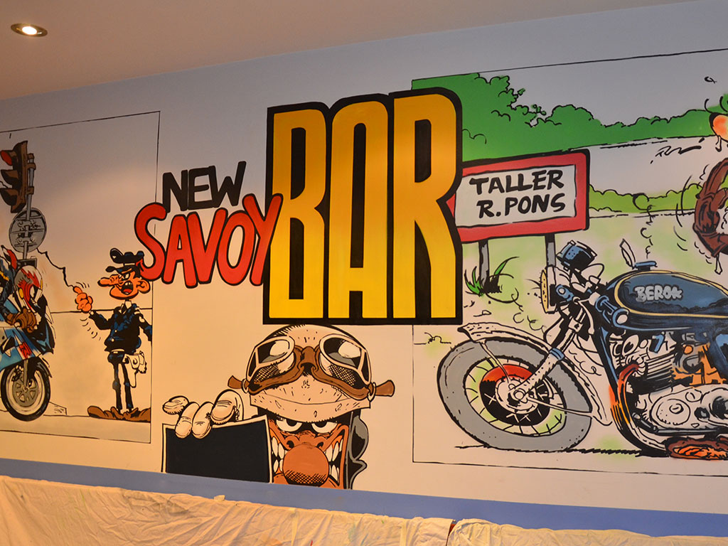 Joe Bar Team mural graffiti