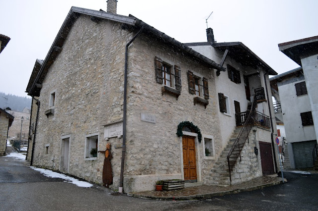 Cosa vedere a Luserna, un'isola tra le montagne - Montagna di Viaggi