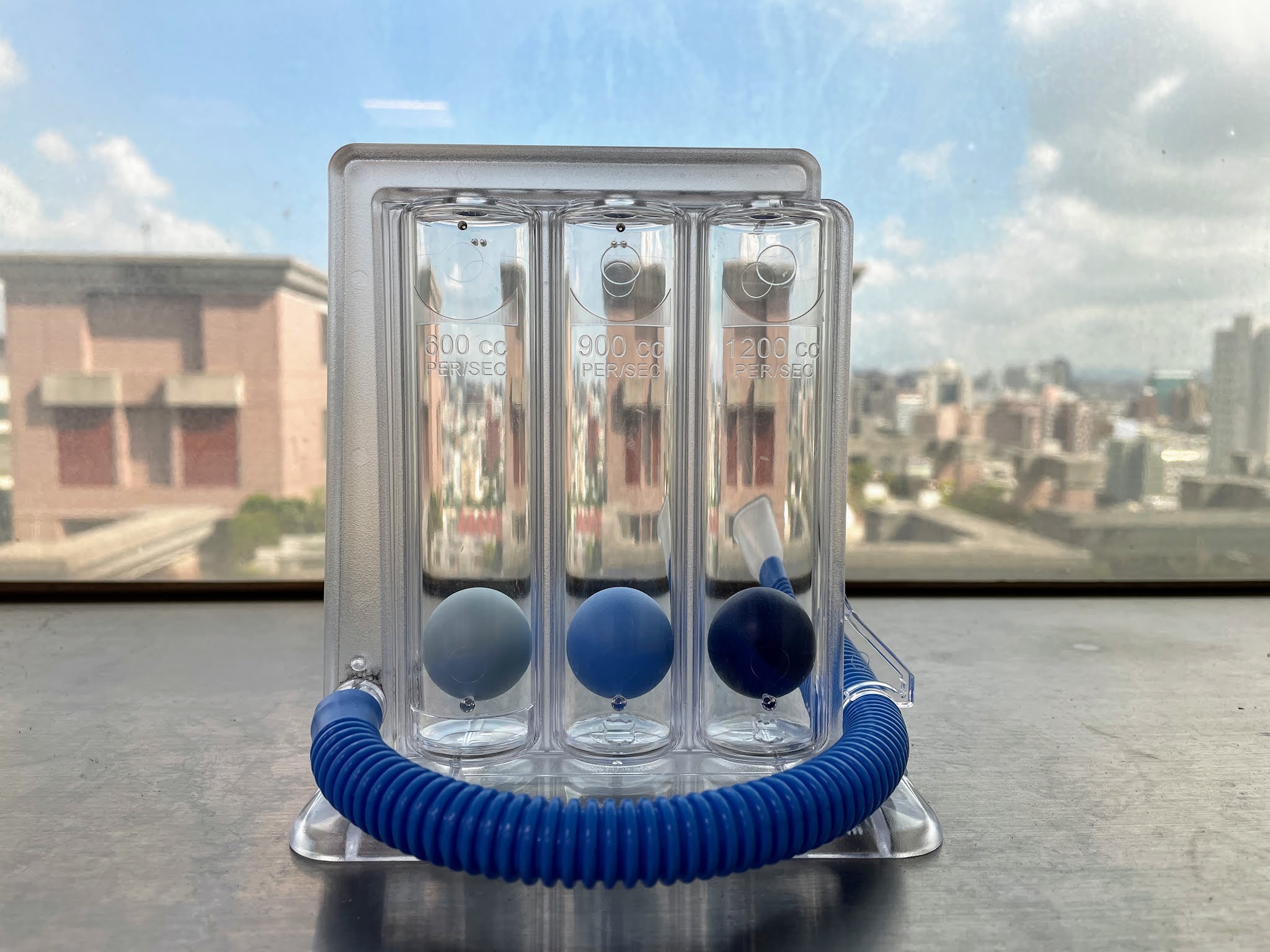 誘發性肺量計 (Triflow; Incentive Spirometer)有什麼用? 在家也可以自己用嗎? - 林孟緯 物理治療師 Meng ...