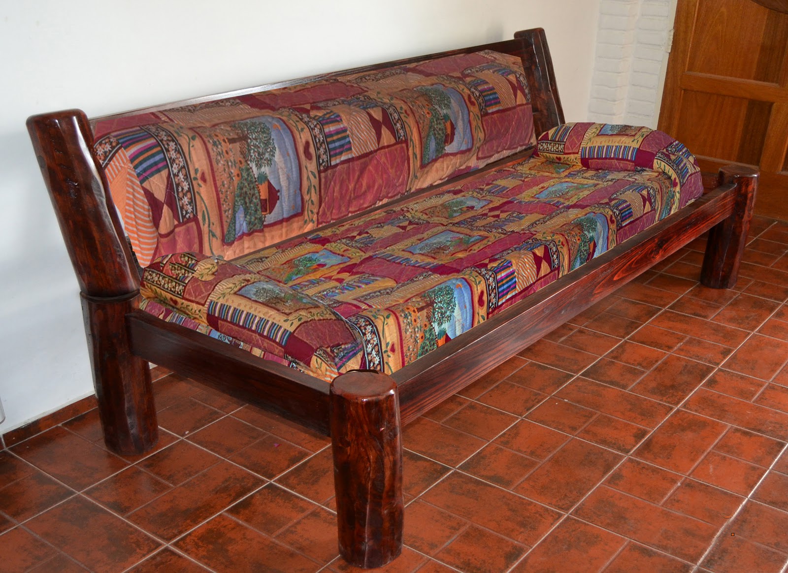 MUEBLES DE QUEBRACHO COLORADO: Sillón rústico