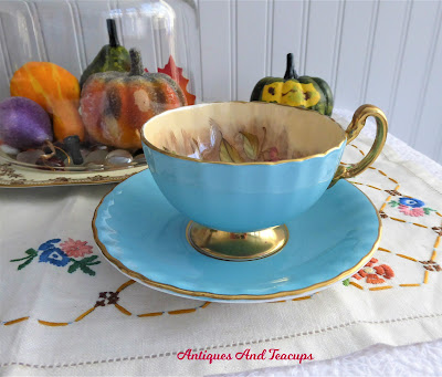 Antiques And Teacups: November 2019