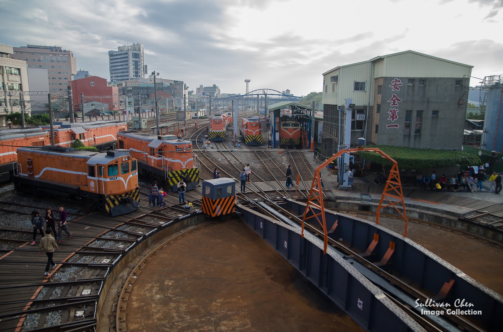 Fan-Shaped Train Garage, Changhua Station | Travel Taiwan