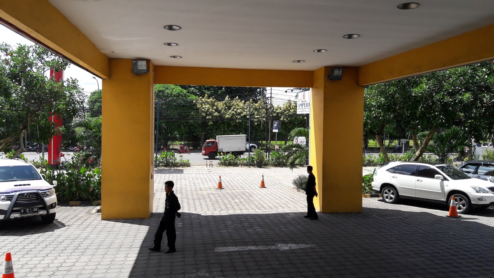 Advertising Indonesia: Profil Grand Cakung Jakarta Timur