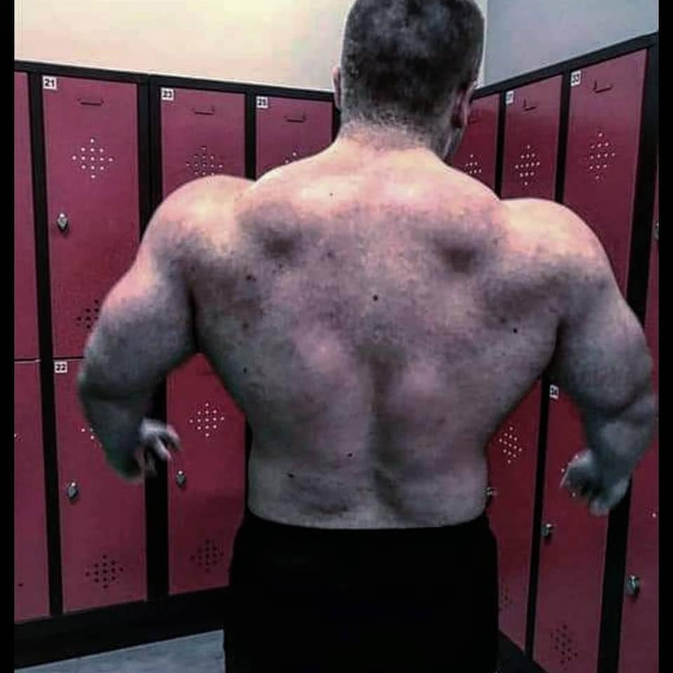 world bodybuilders pictures: maxican bodybuilder Raúl Ramirez from merida