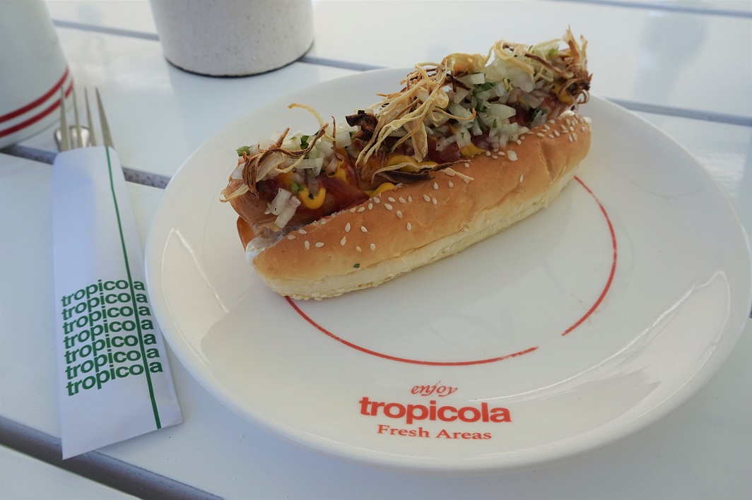 Blog by Edwina: Santai Sore di Tropicola