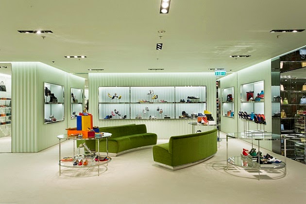 mylifestylenews: PRADA Refurbished & Extended Pacific Place Store