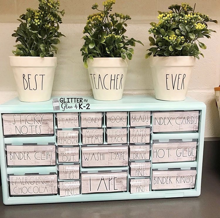 CLASSROOM | Glitter and Glue 4 K-2