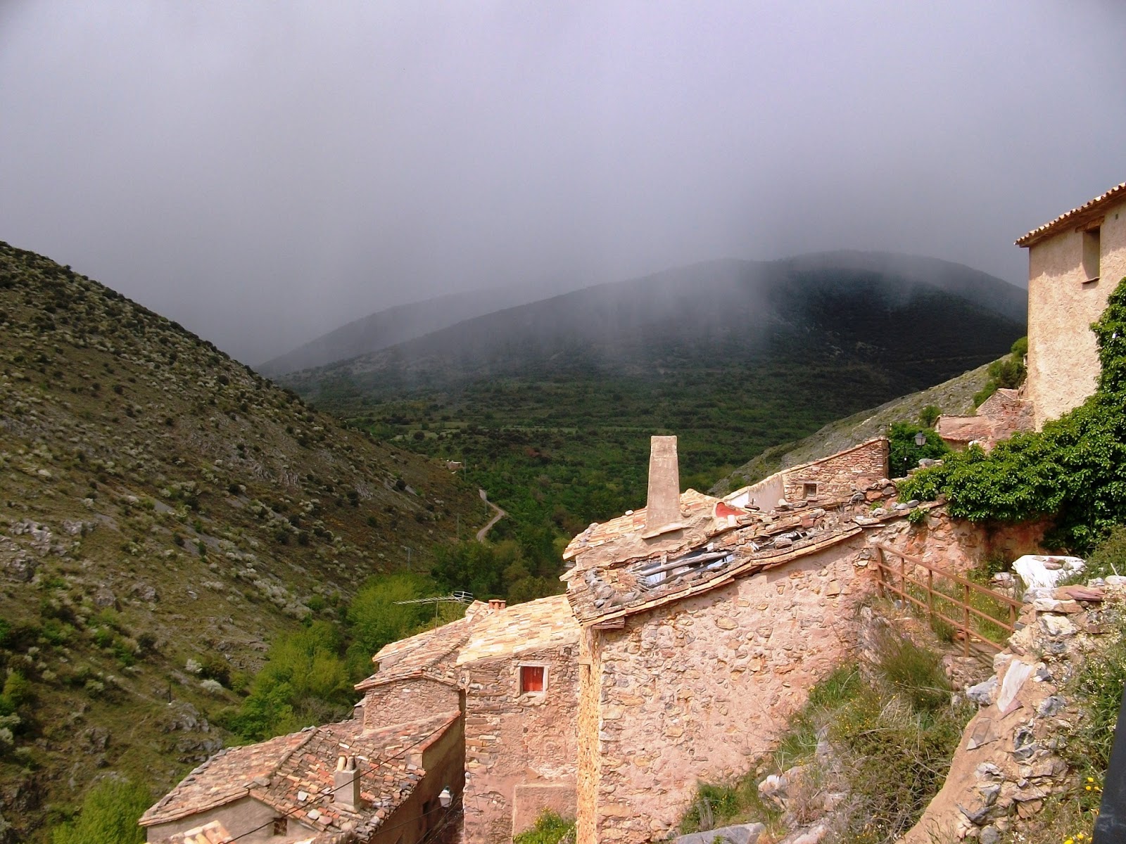 El nido de Águilas del Moncayo: Tronada el día de los Talamantinos.