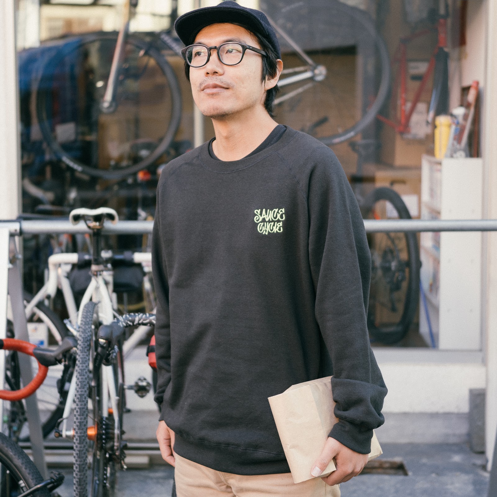 SAUCE CYCLE "Tagging logo sweat shirt"