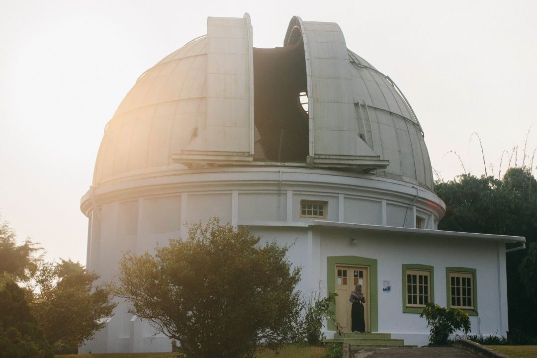Mengenal Observatorium Bosscha - GURU SUMEDANG