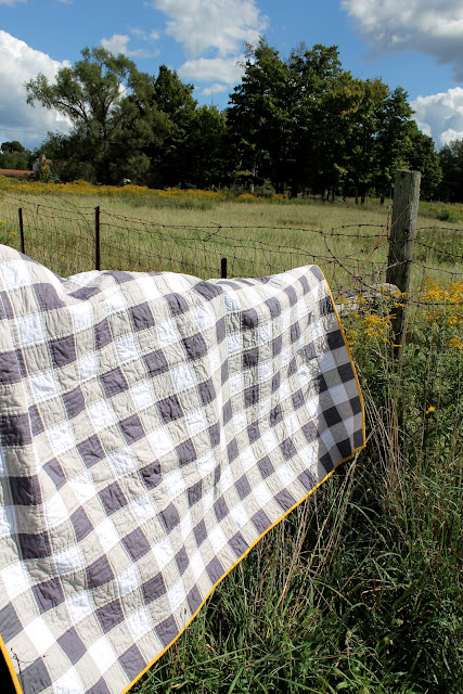 craftyblossom: gingham patchwork quilt.